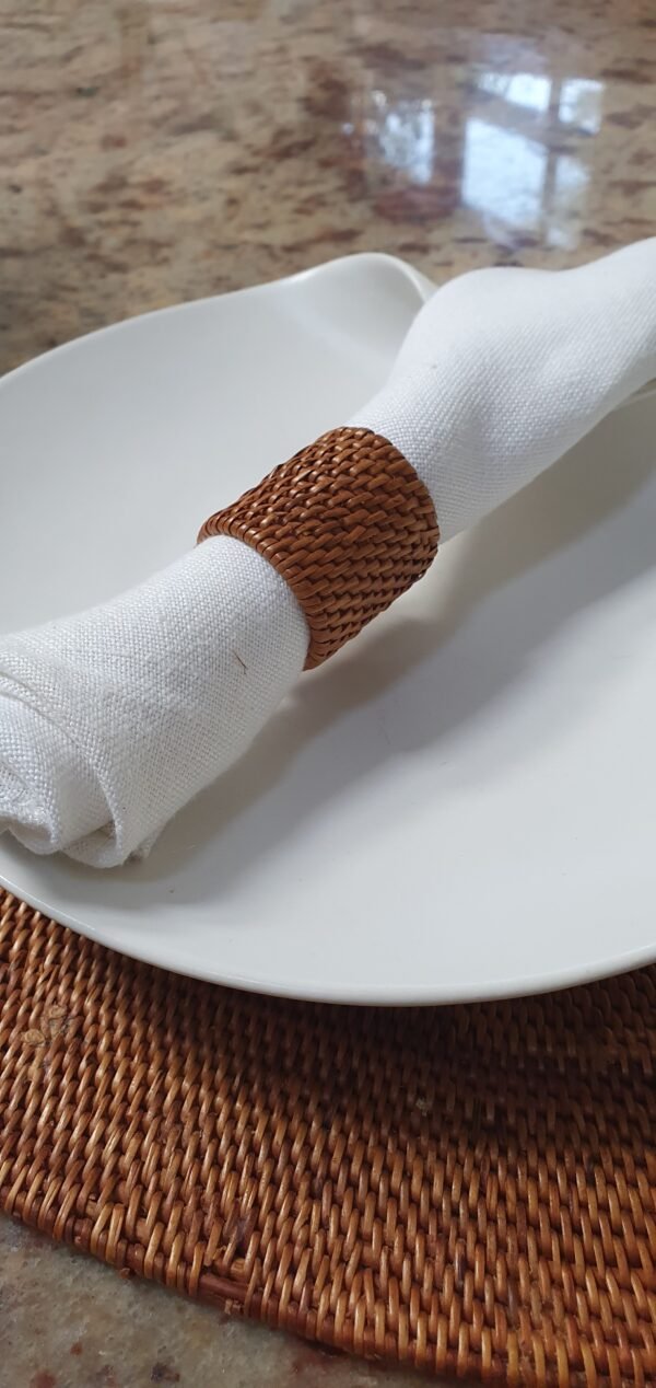 Set of 4 Rattan Napkin Rings – House of Indonesia